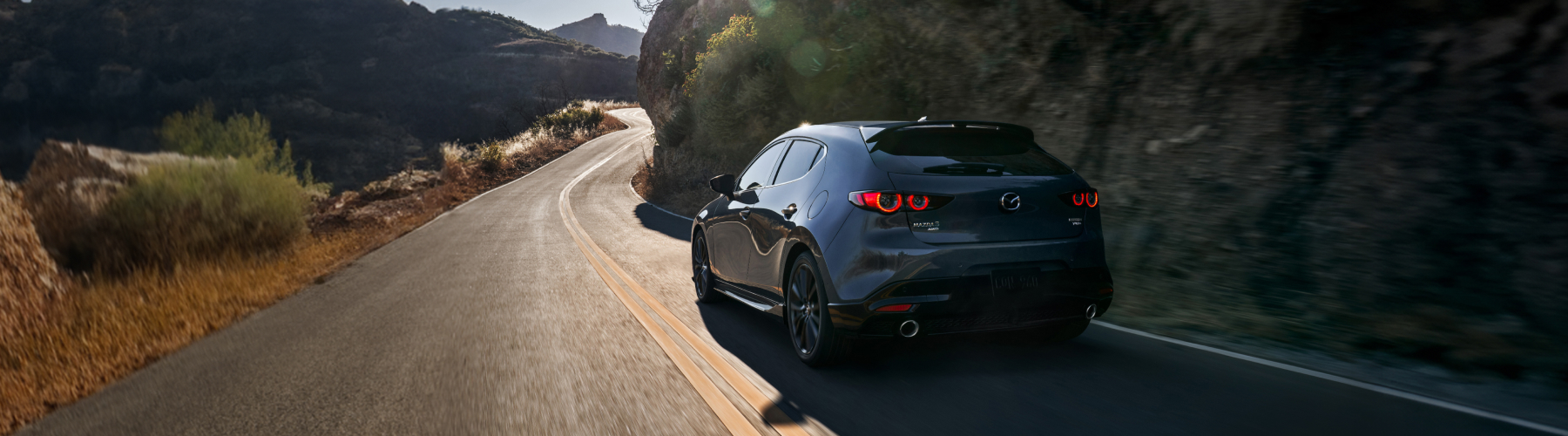 Mazda 3 Hatchback 2025 – Premium AWD - Auto compacto | Mazda USA