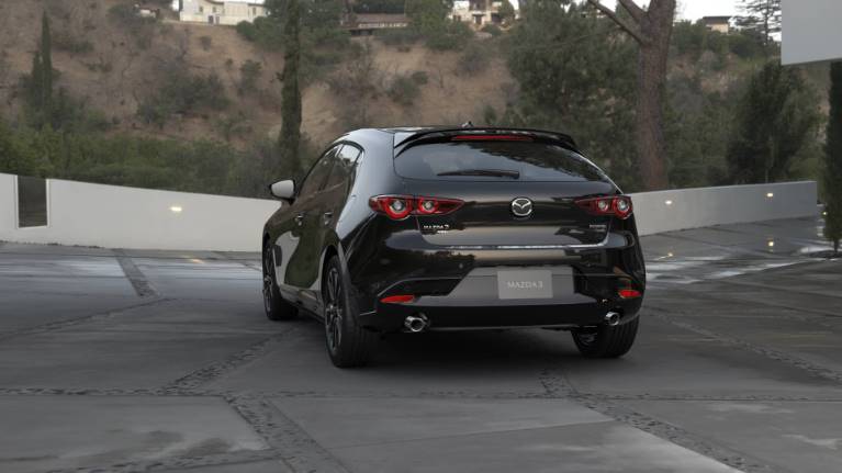 mazda 3 hatchback automatic